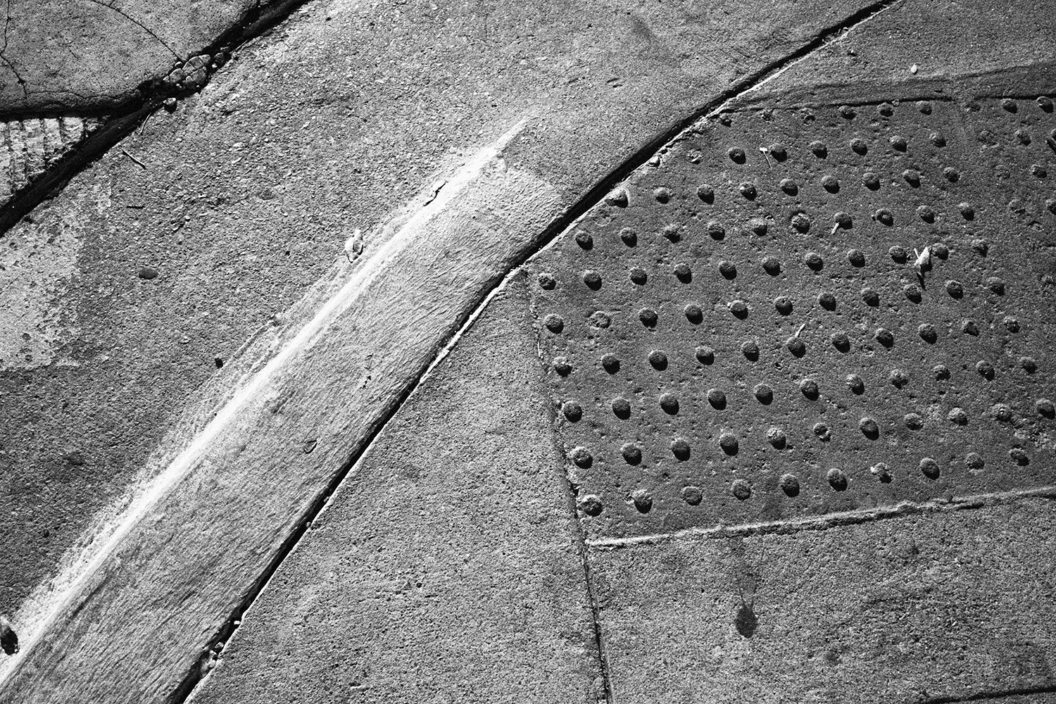 LUNA REY HALL.July 2023 | A Dozen Nothing